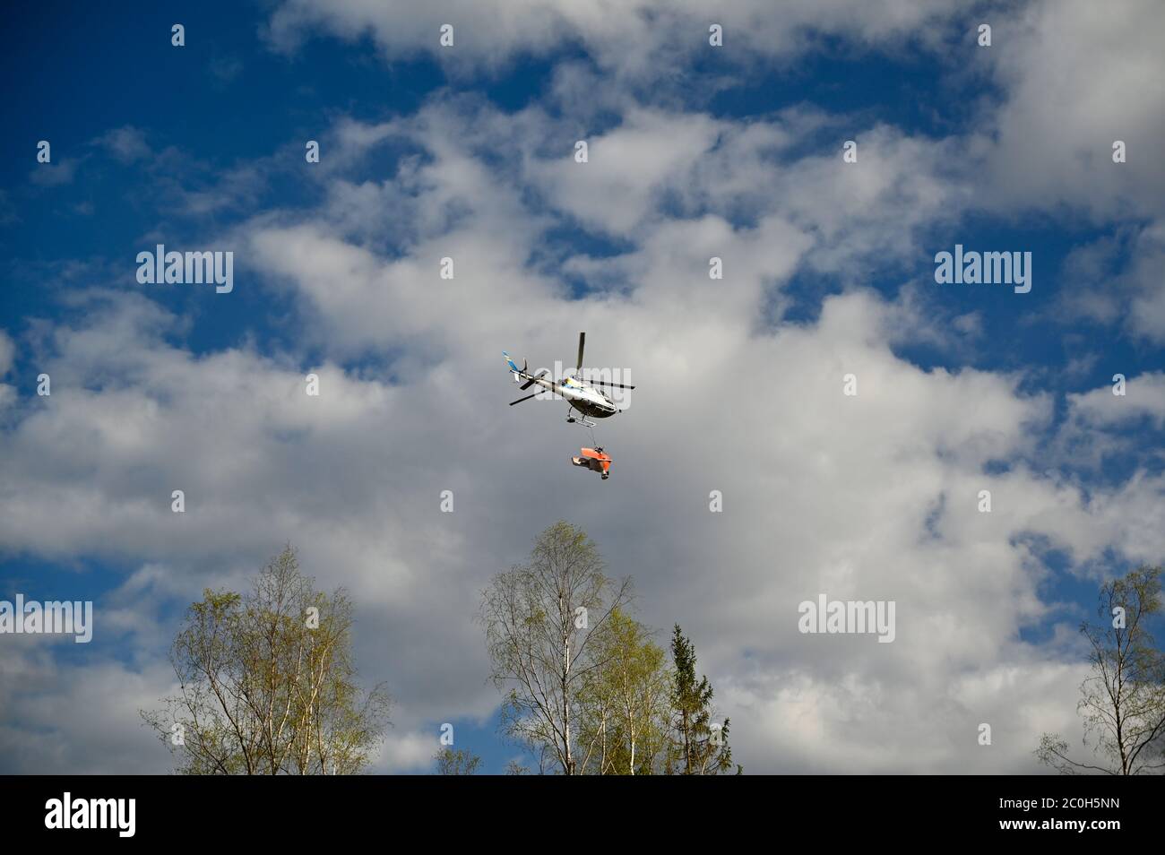 Helicopter Over Trees High Resolution Stock Photography and Images - Alamy