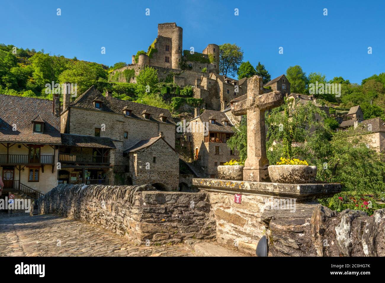 Belcastel village, Aveyron department, view to castle and bridge over ...