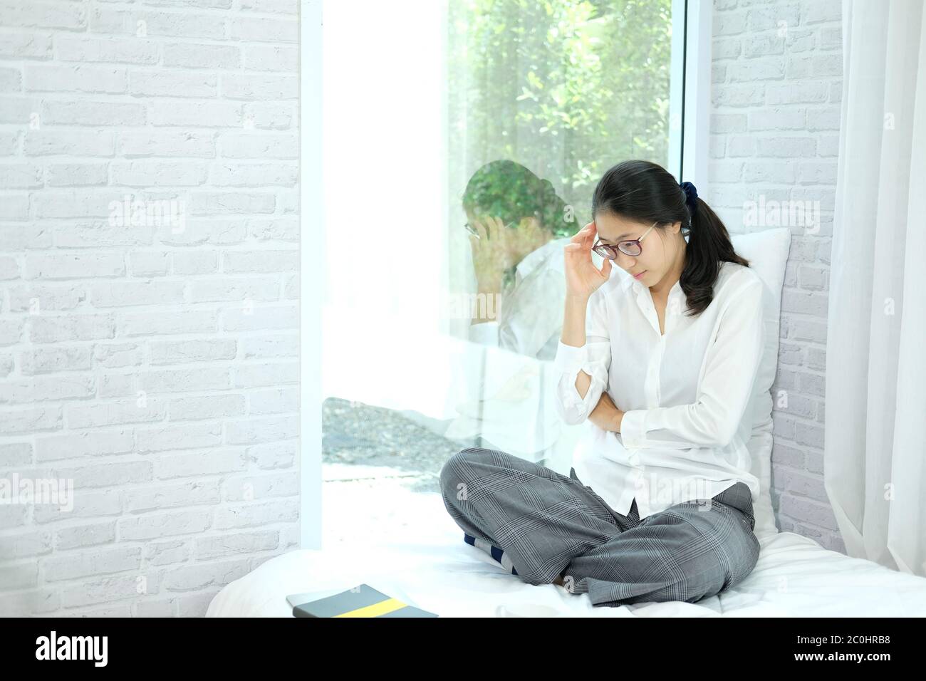 Resting teenager thinking hi-res stock photography and images - Alamy