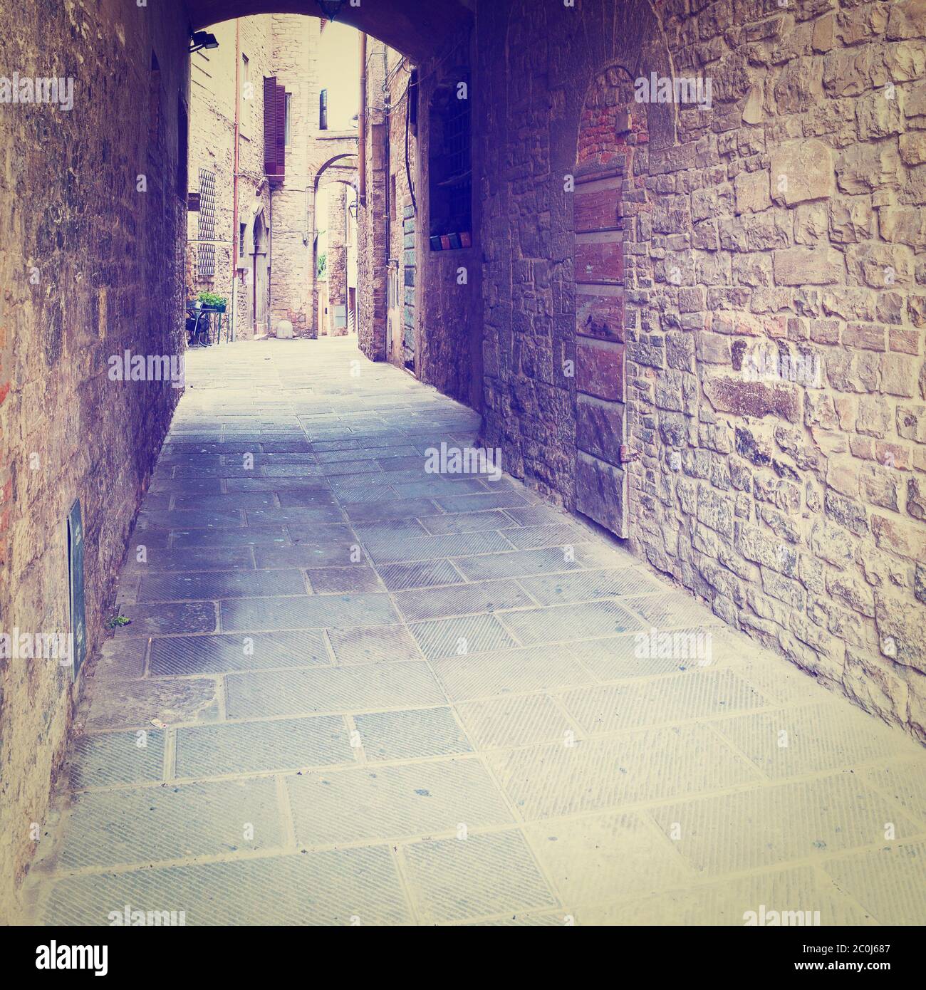 Aged archway hi-res stock photography and images - Alamy