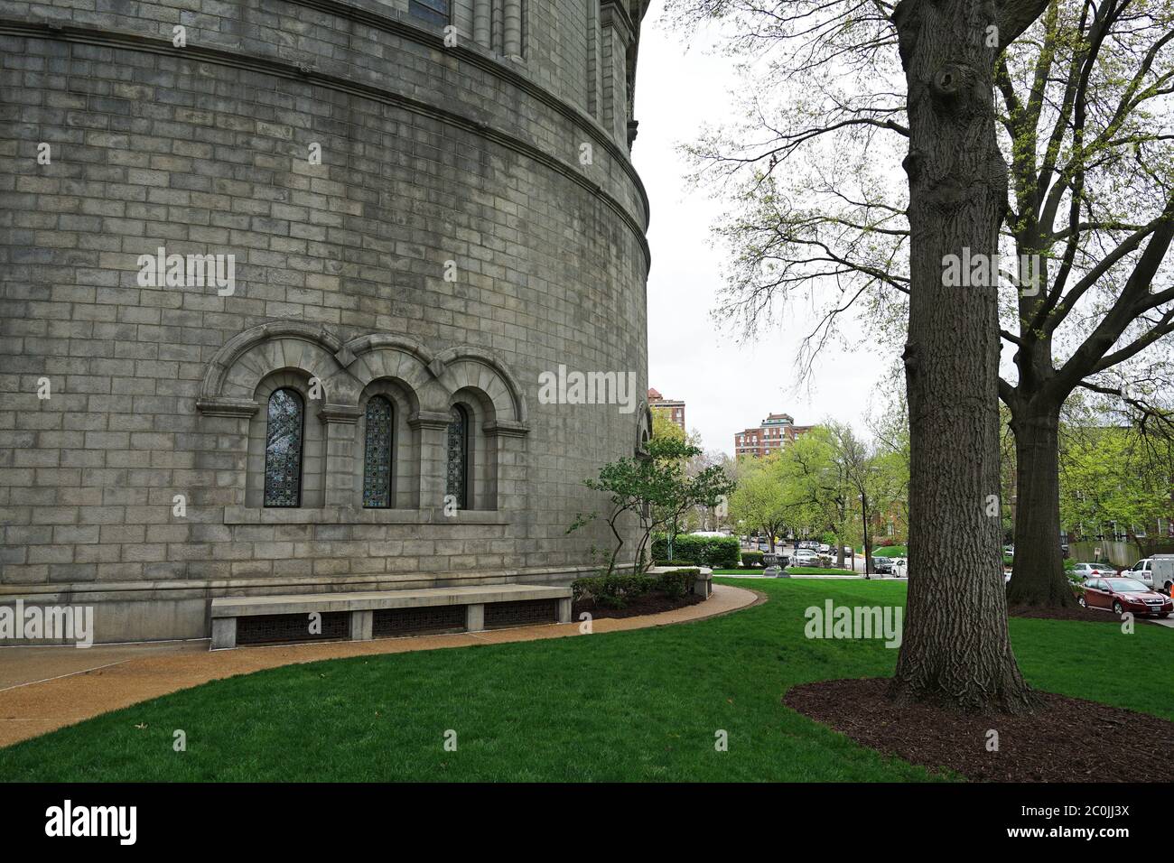 Exterior architecture and design of 'Cathedral Basilica of Saint Louis ...