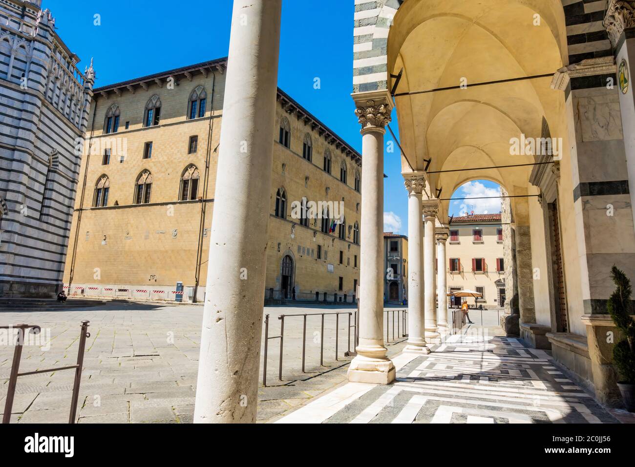 Pistoia, Tuscany, Italy: Piazza Duomo and Cathedral of San Zeno Stock ...