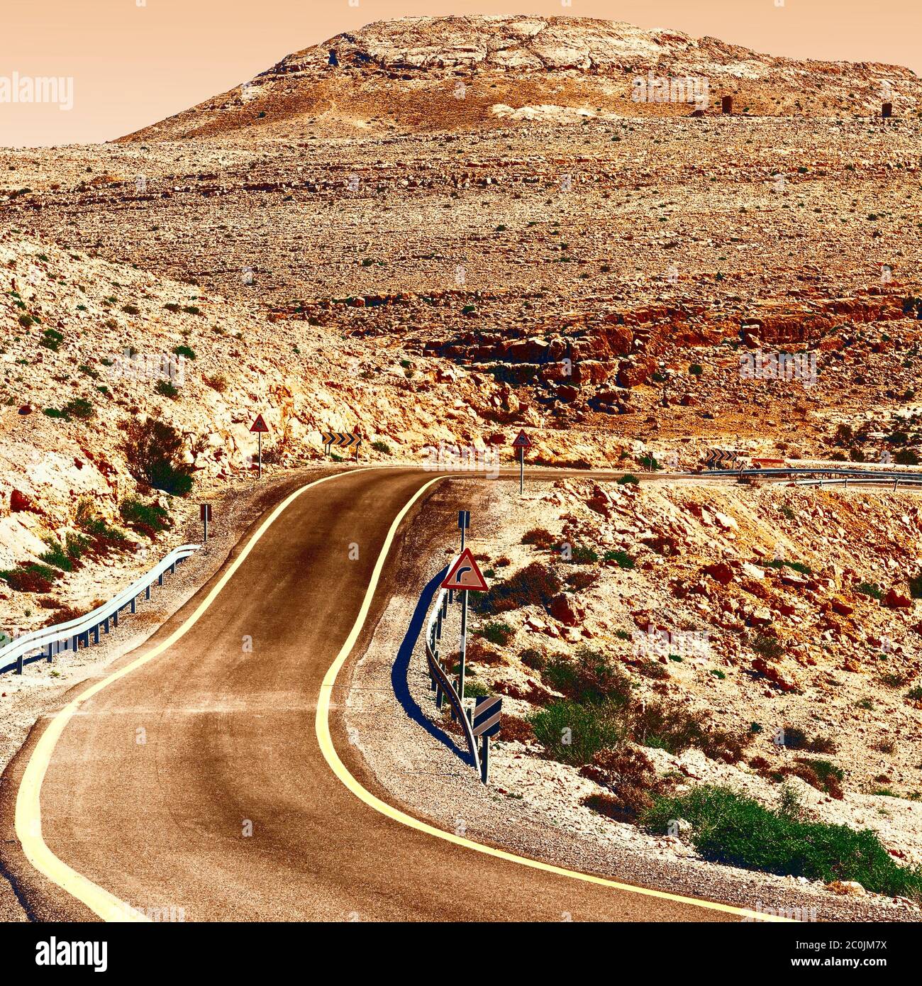 Winding country road at sunrise hi-res stock photography and images - Alamy