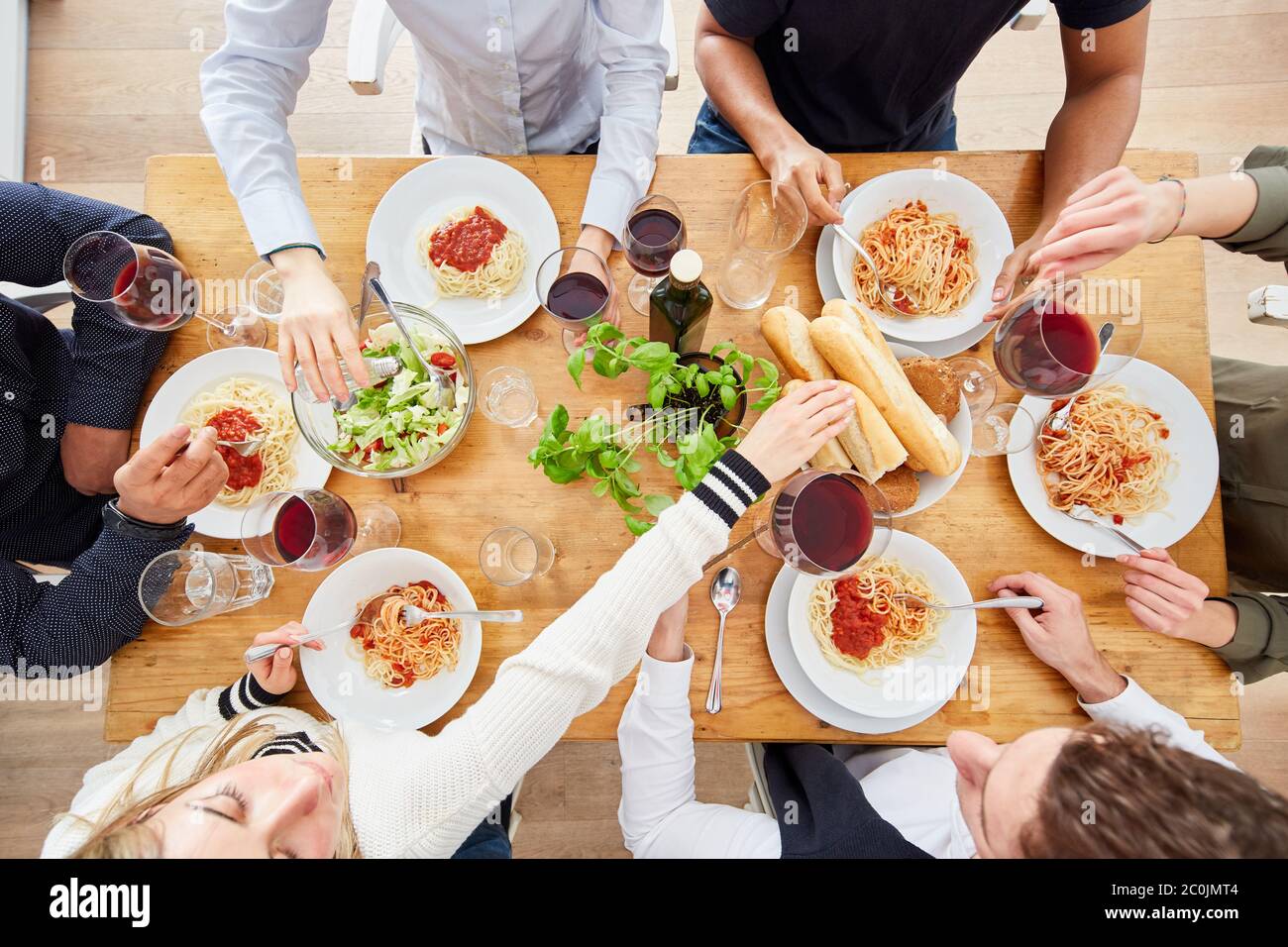 Italian family dinner table hi-res stock photography and images - Alamy
