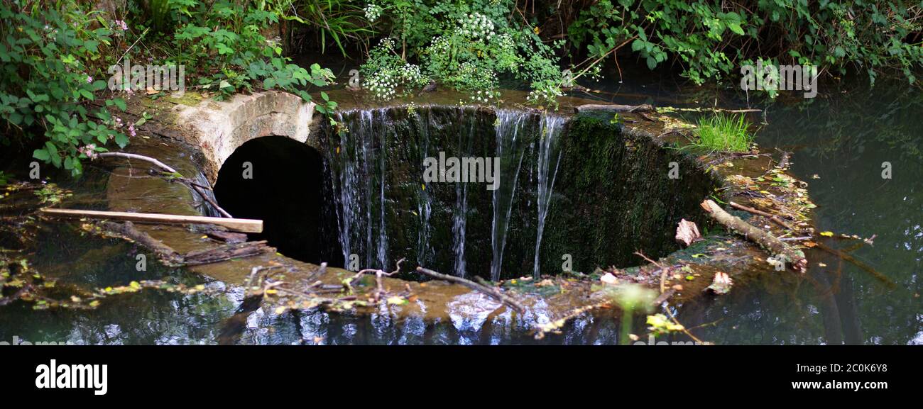 Stone culvert hi-res stock photography and images - Alamy