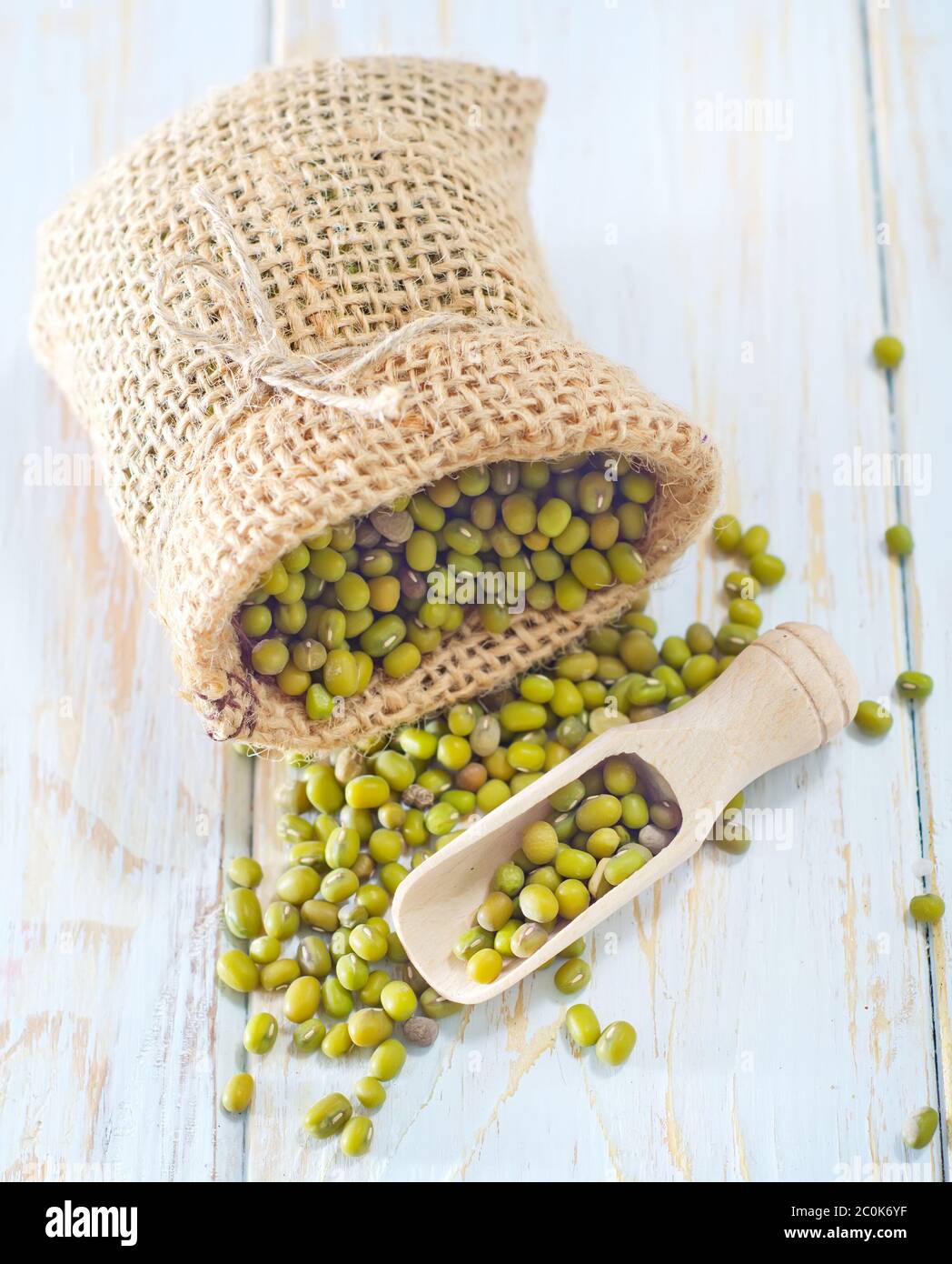Green gram plant hi-res stock photography and images - Alamy