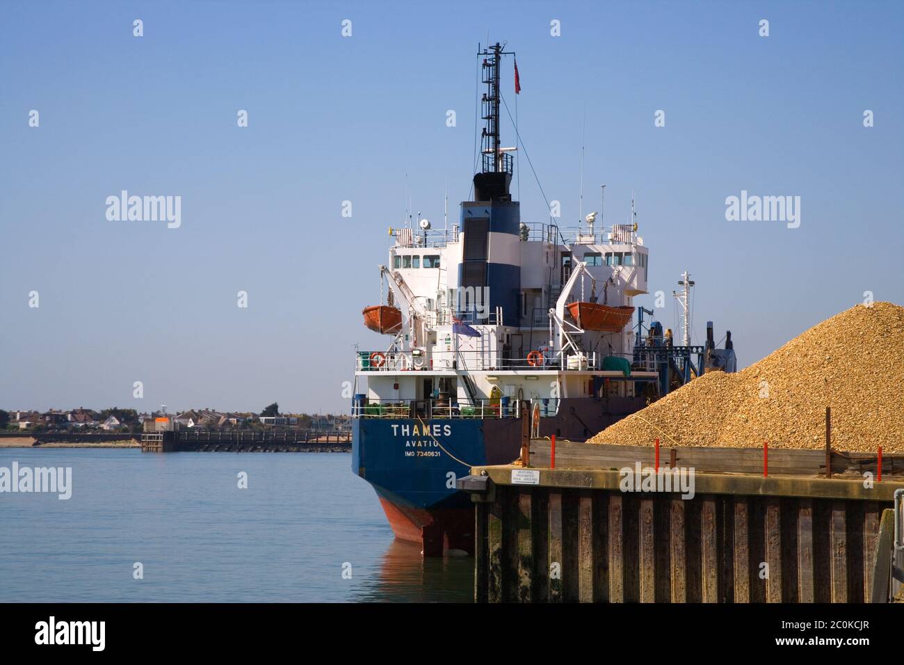 ship loading in shoreham port on the sussex coast Stock Photo - Alamy