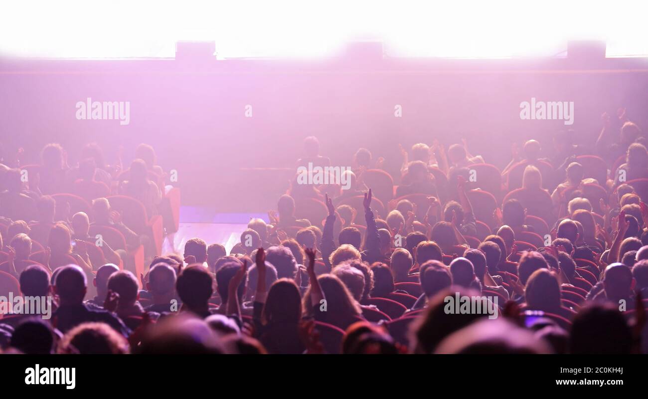 Many lights on stage hi-res stock photography and images - Alamy