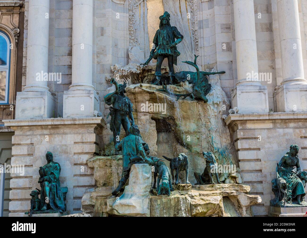Hunting statue at the Royal palace, Budapest Stock Photo - Alamy