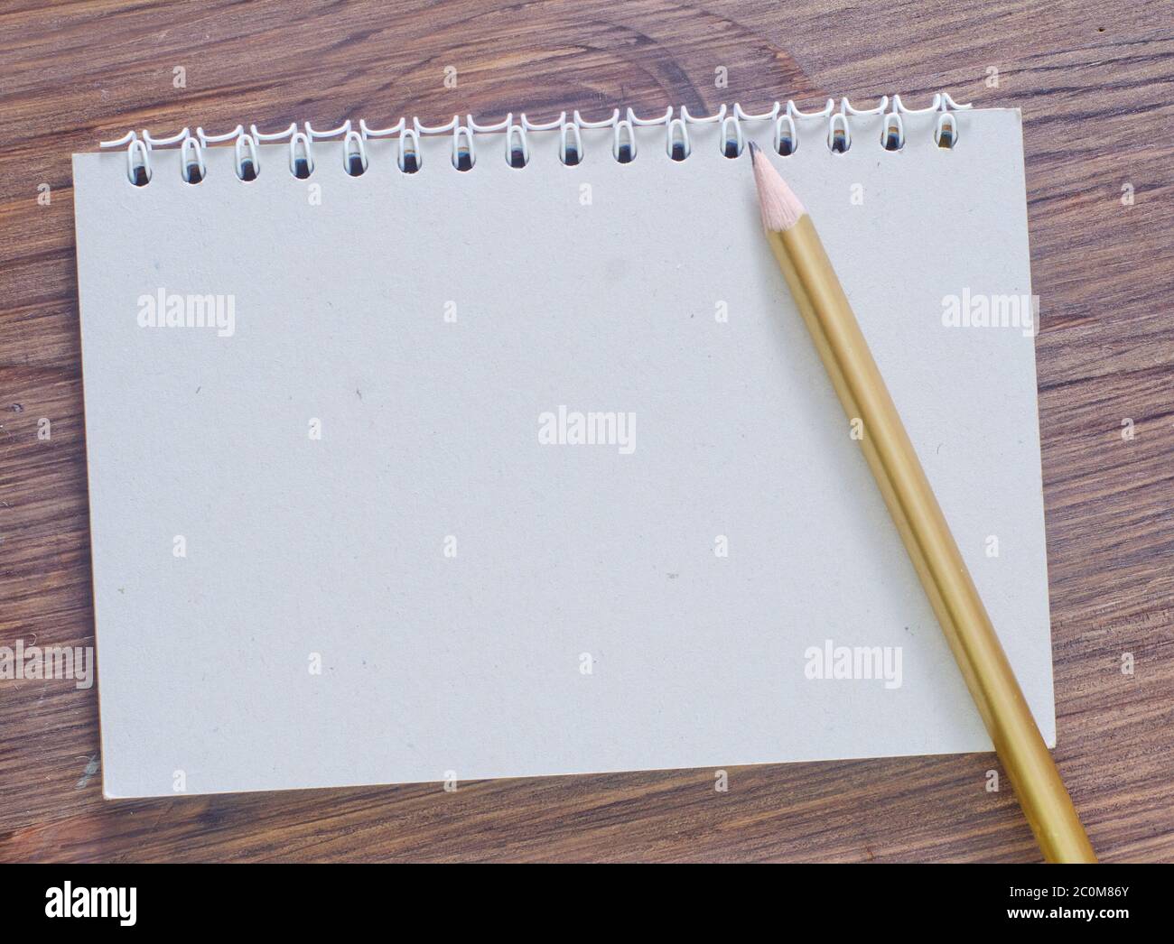 note and pencil Stock Photo - Alamy