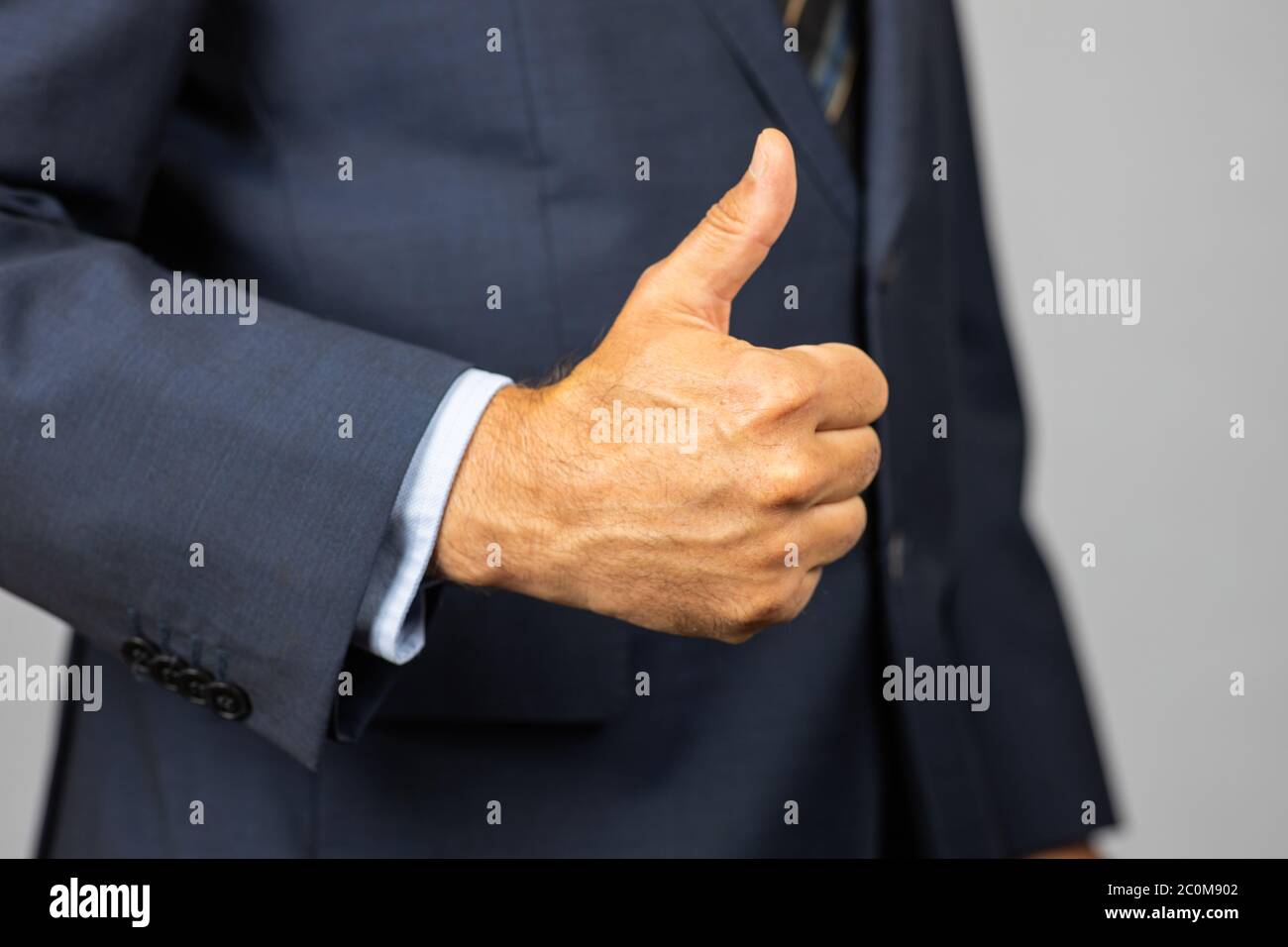 Approval hand sign hi-res stock photography and images - Alamy