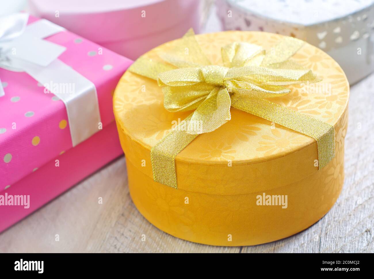 box for present Stock Photo - Alamy