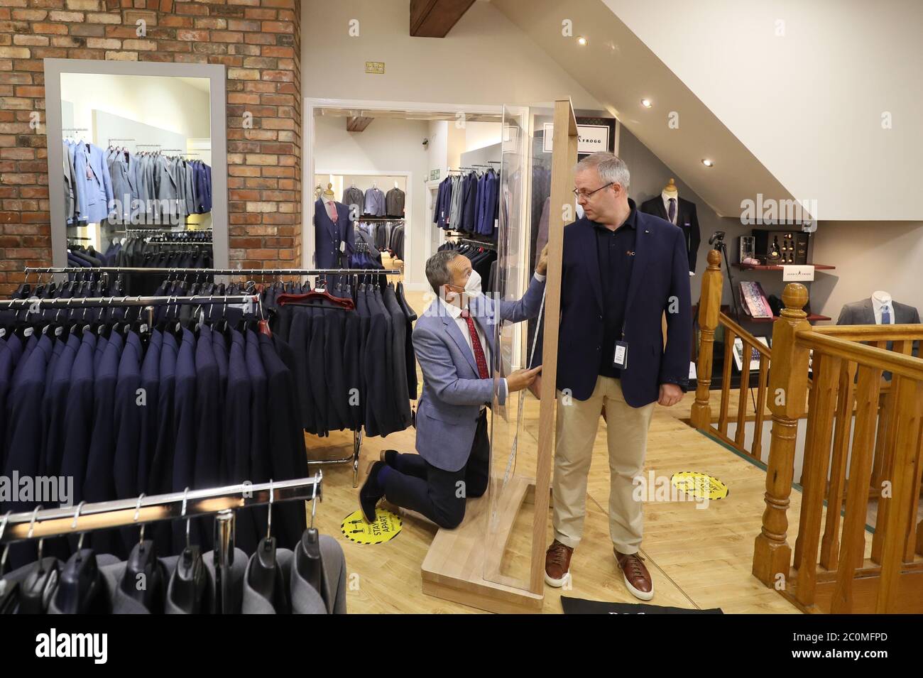 Coronavirus uk lockdown measure hi-res stock photography and images - Alamy