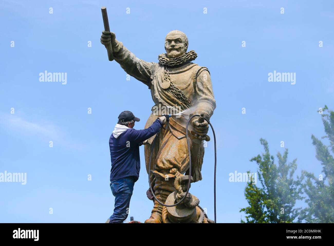 ROTTERDAM, 12-06-2020, Het Standbeeld van Piet Hein in Rotterdam ...