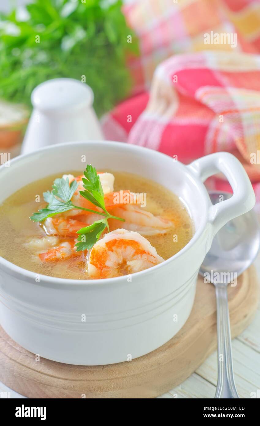 Fresh soup chicken shrimps hi-res stock photography and images - Alamy
