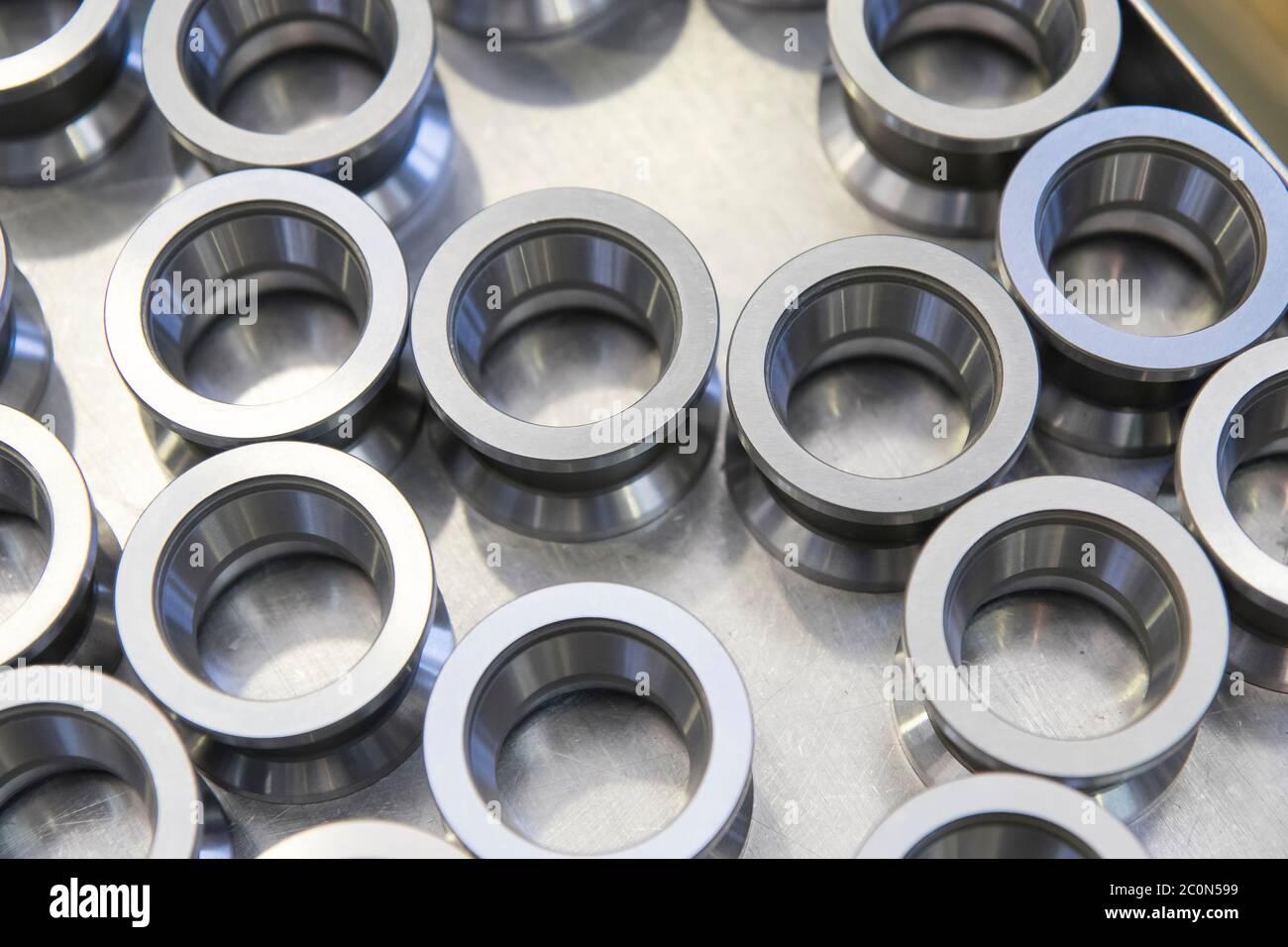 Rotating bearing mechanism bearings hi-res stock photography and images ...