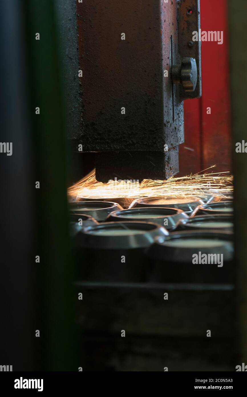Machining facility cnc hi-res stock photography and images - Alamy