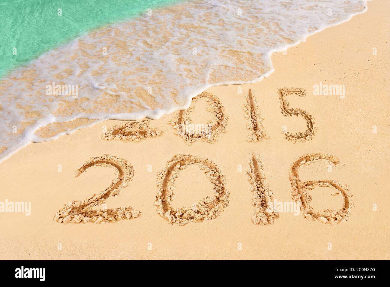 Numbers 2016 on beach Stock Photo - Alamy