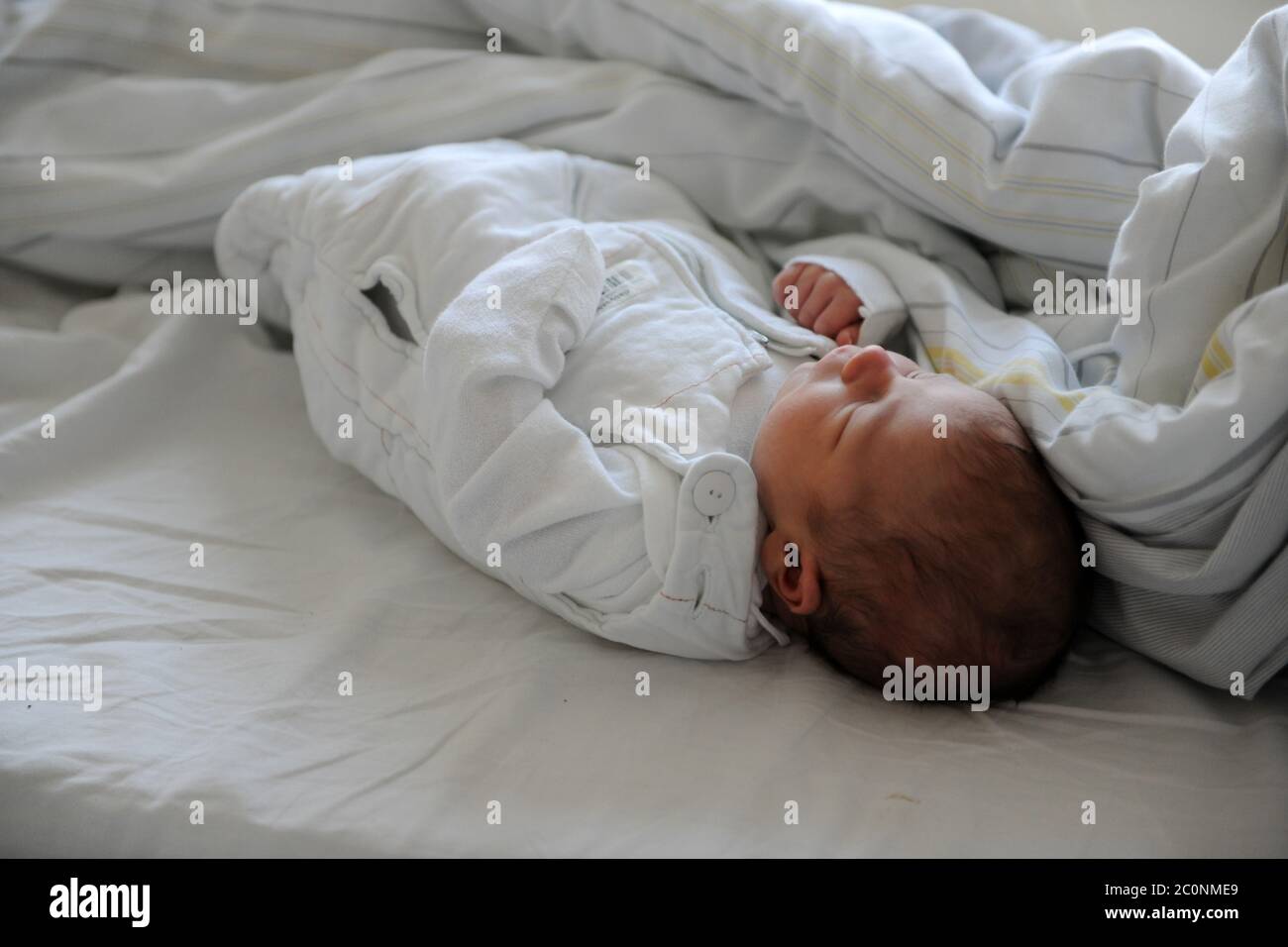 little bay in the hospital minutes after birth Stock Photo - Alamy