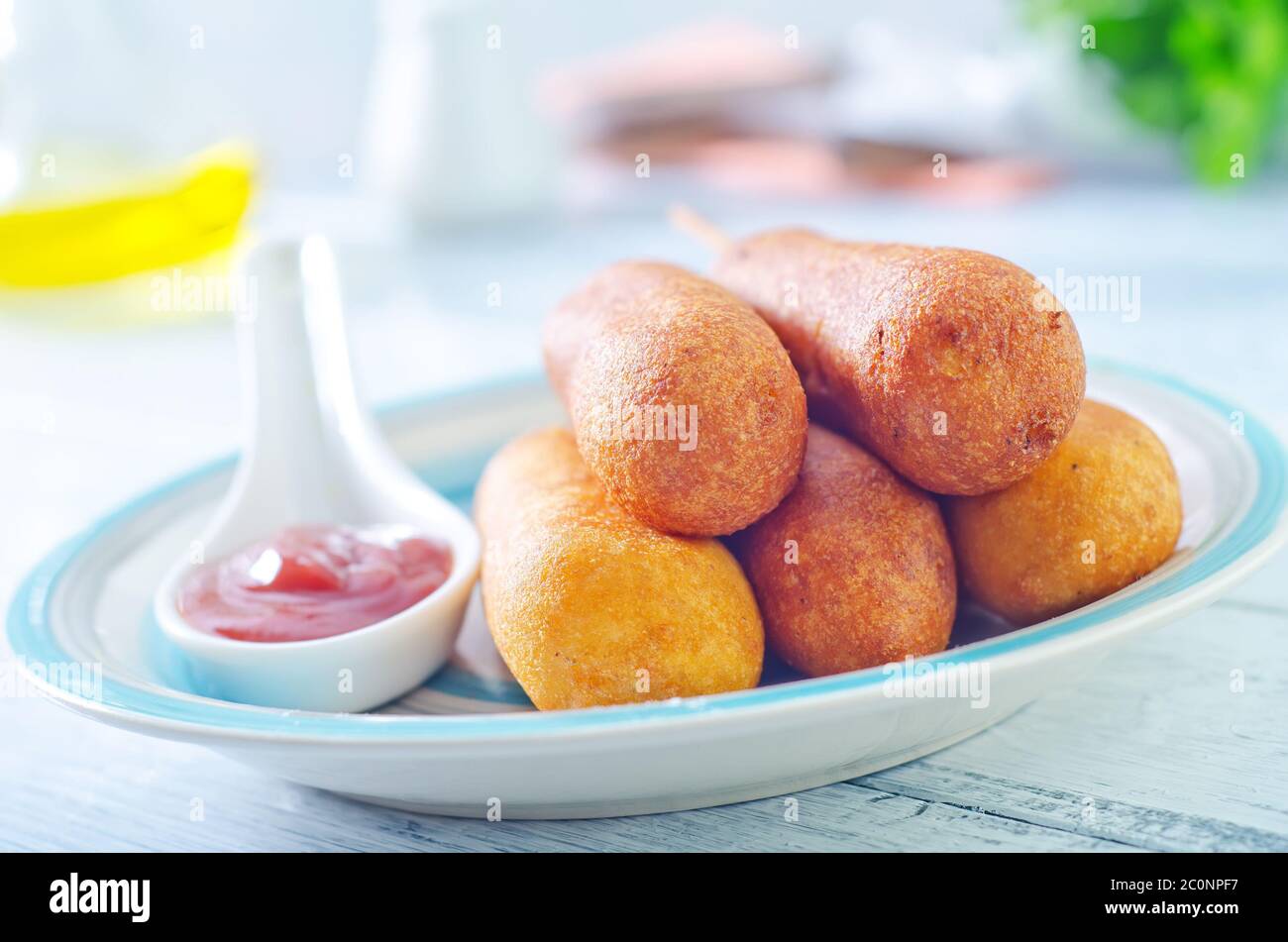 Corndogs hi-res stock photography and images - Alamy
