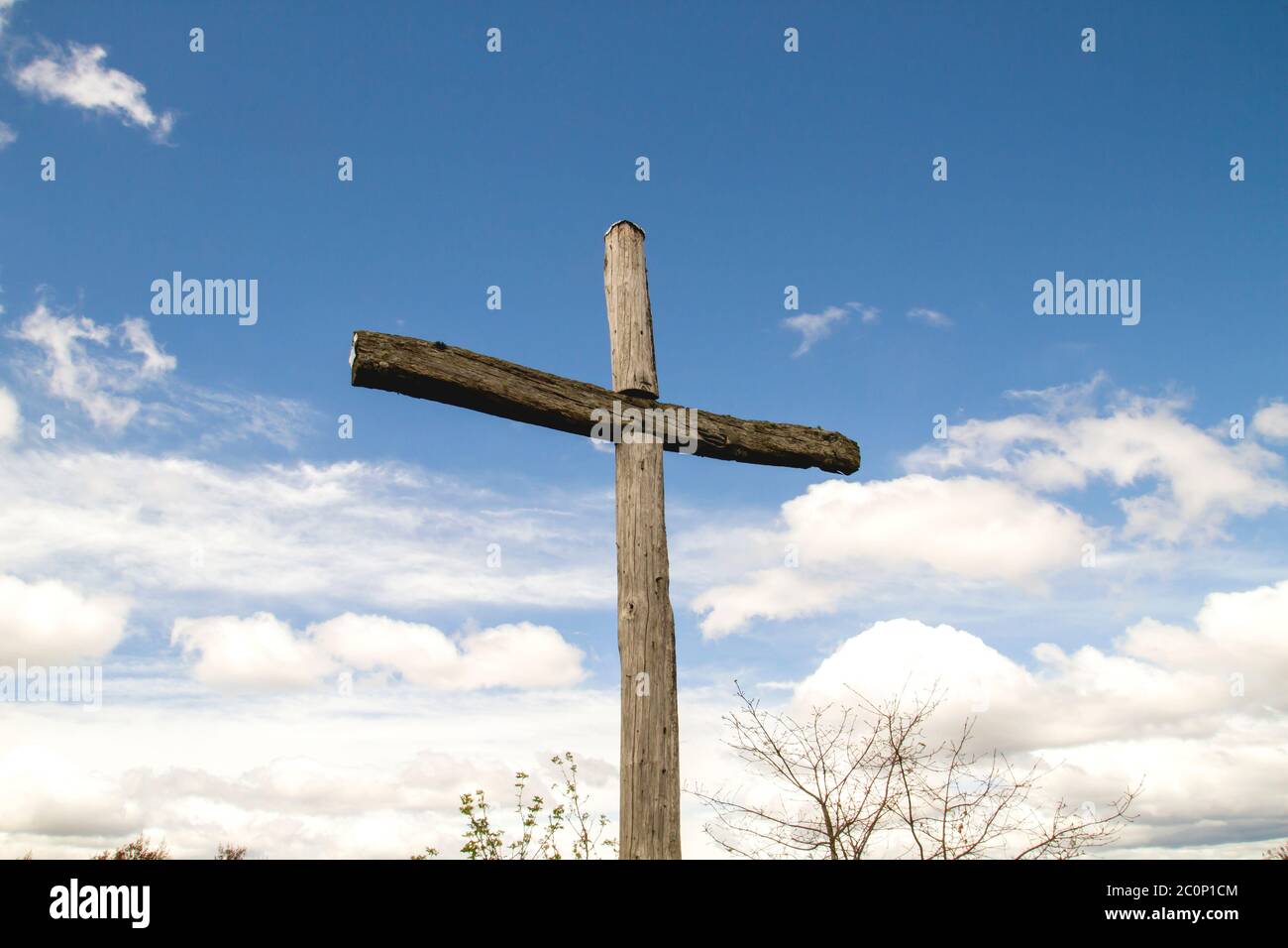 Old wooden christian cross Stock Photo - Alamy
