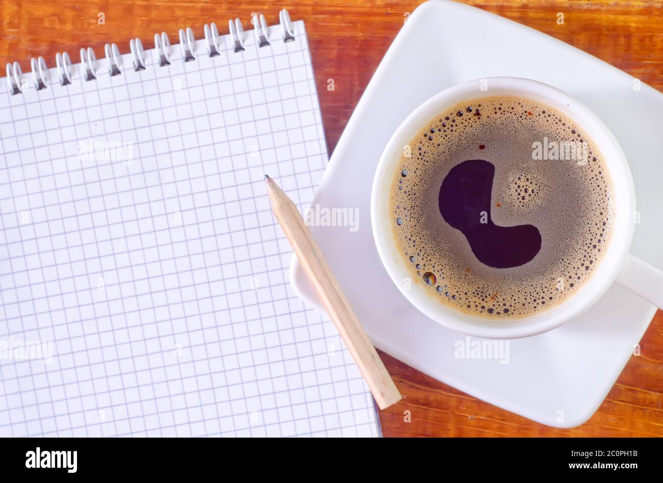 note and coffee cup Stock Photo - Alamy