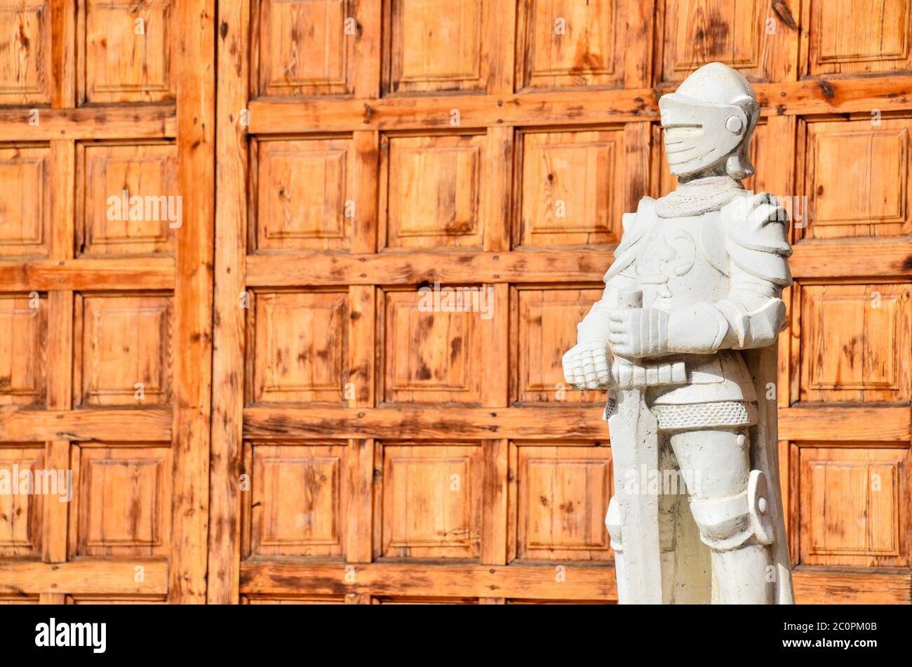 Statue of a Medieval Knight Stock Photo - Alamy