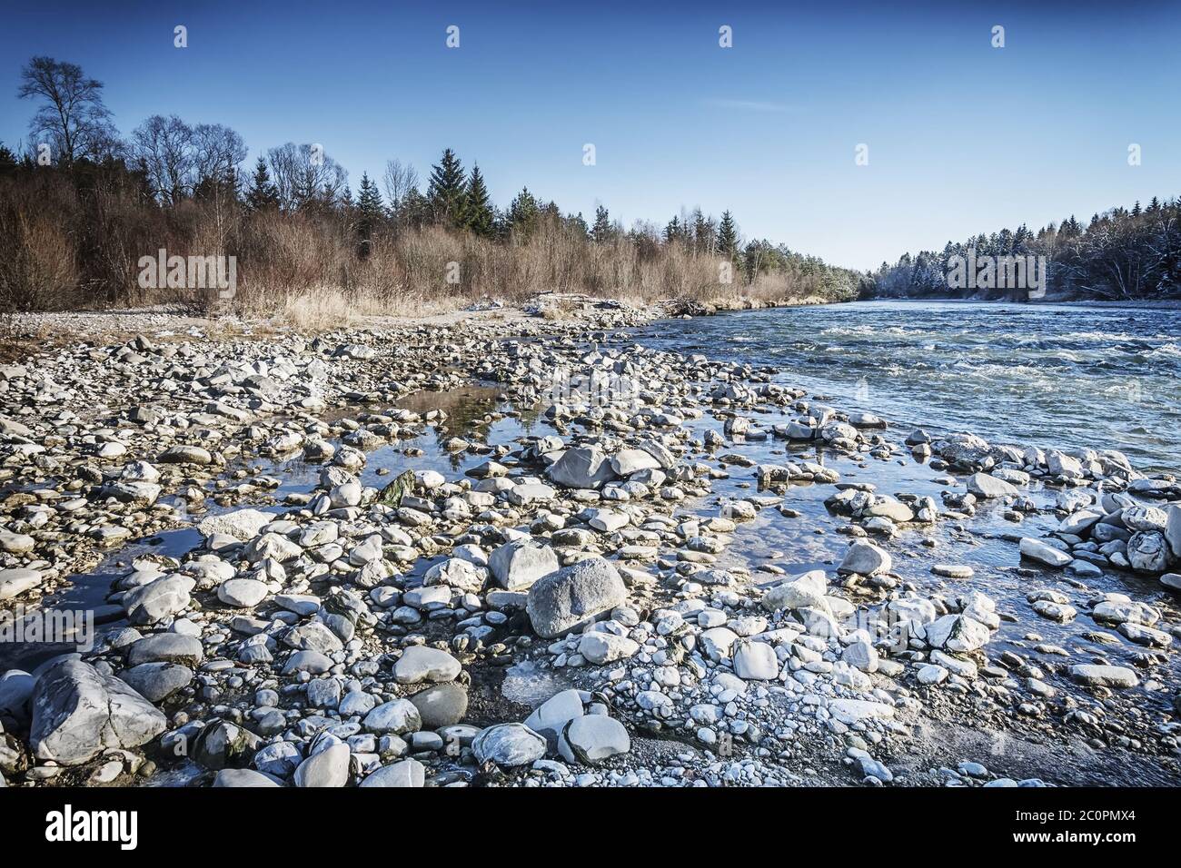 Isar shore hi-res stock photography and images - Alamy