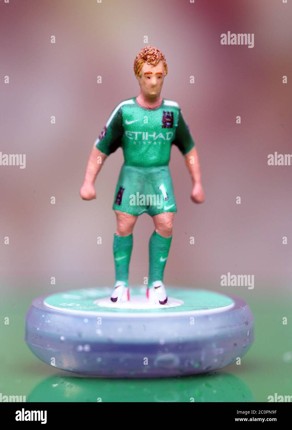 Subbuteo figures players hi-res stock photography and images - Alamy