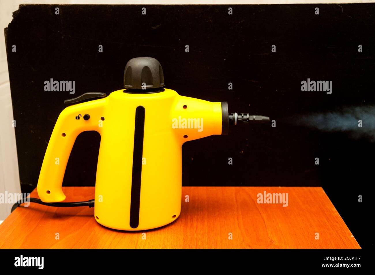 Vapor cleaning machine hi-res stock photography and images - Alamy