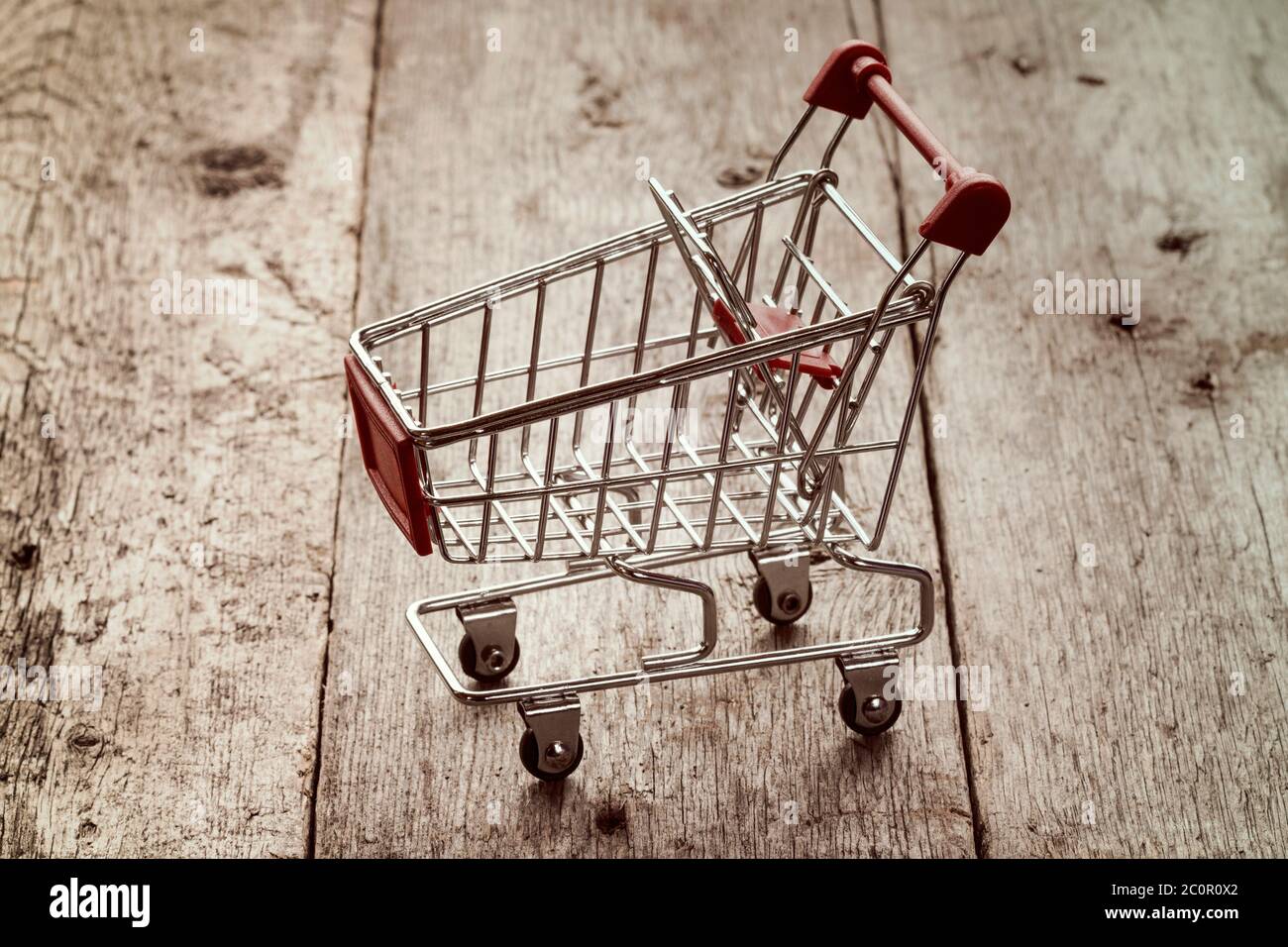 Empty shopping trolley Stock Photo - Alamy