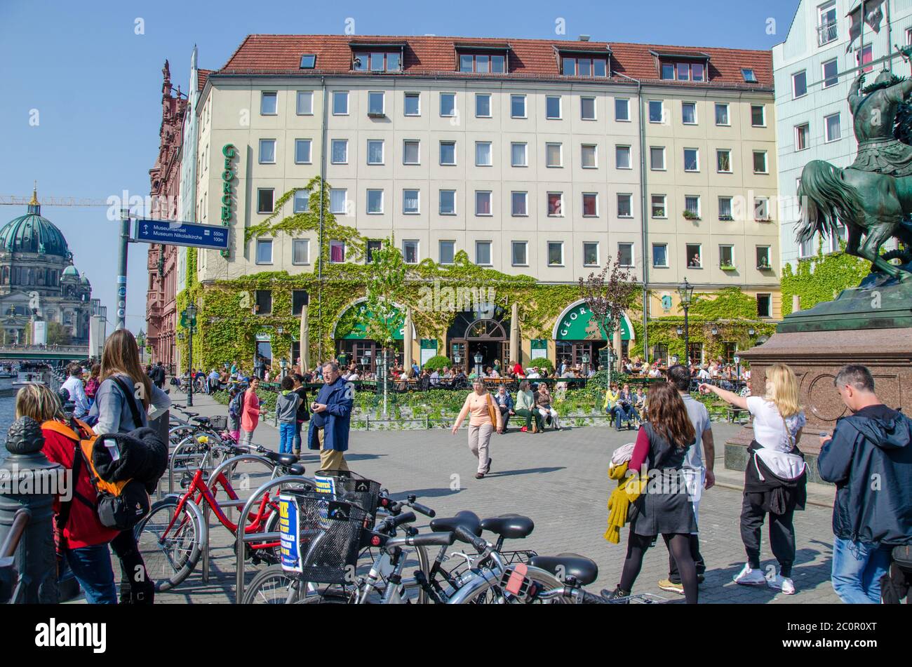 Traditional german markets hi-res stock photography and images - Alamy