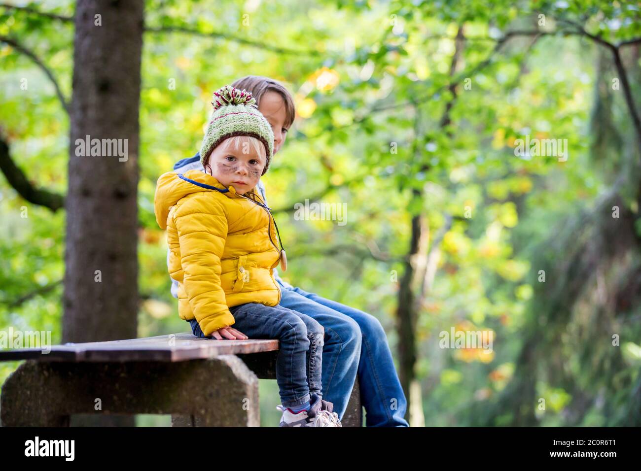 Children trekking in the woods hi-res stock photography and images - Alamy