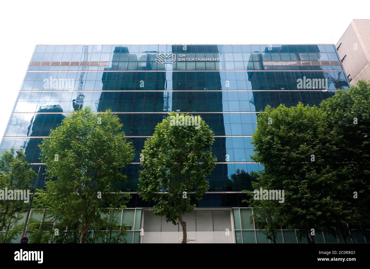 SM Entertainment, June 12, 2020 : The headquarters of SM Entertainment ...
