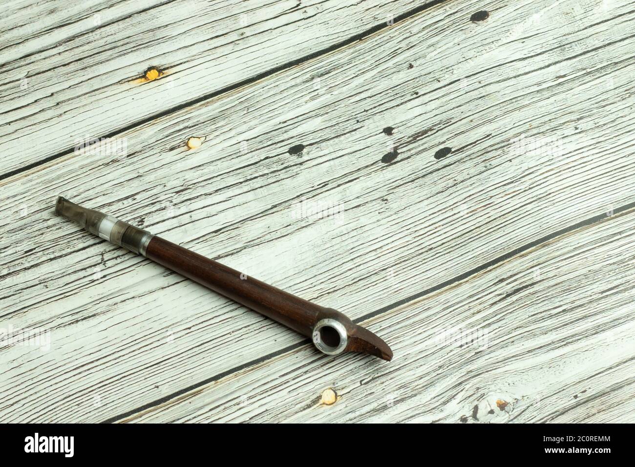 Special mouthpiece pipe accessory for tobacco smoking. Nicotine use ...