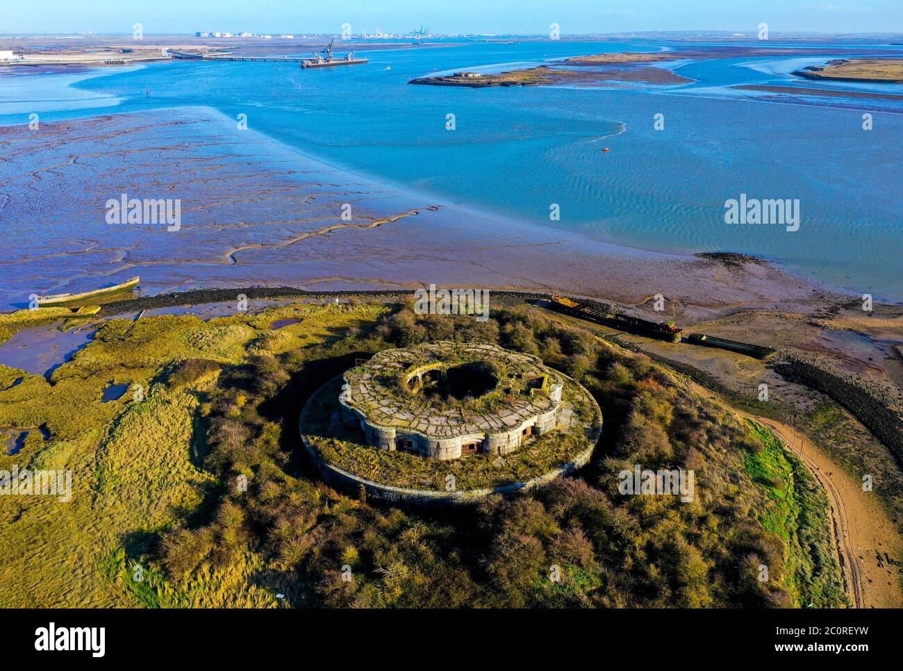 River medway fort hi-res stock photography and images - Alamy