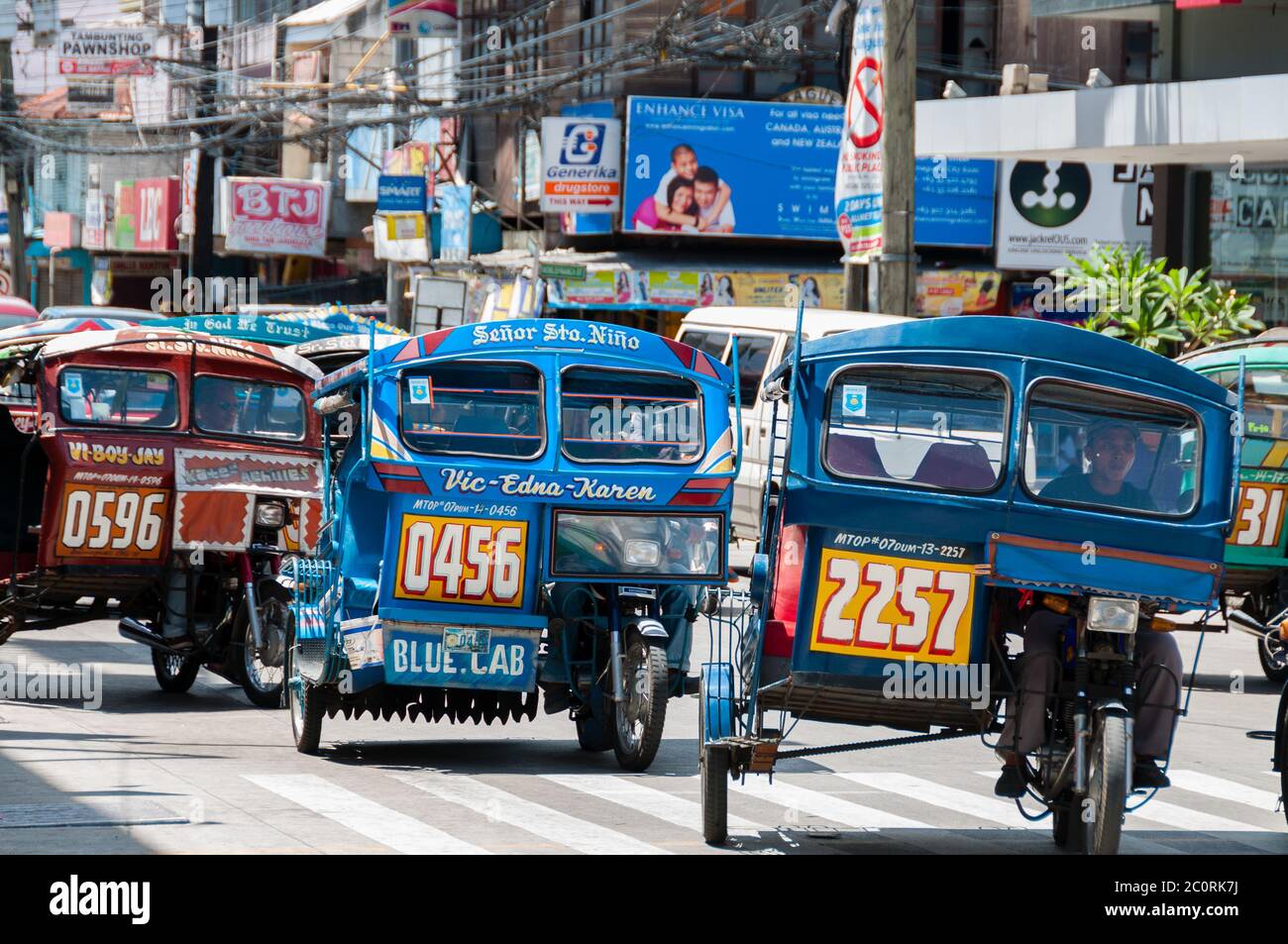 Philippines road sign hi-res stock photography and images - Alamy