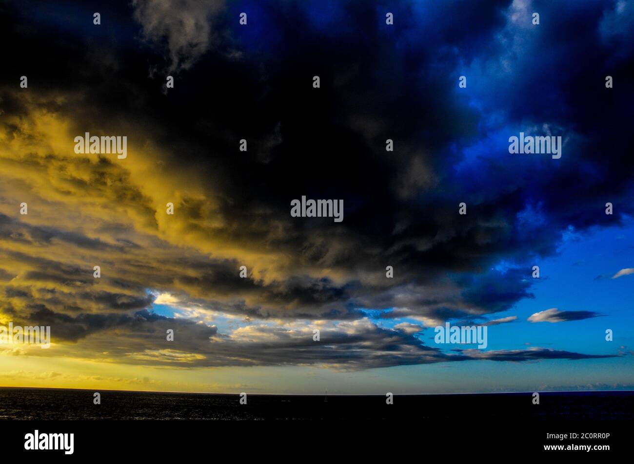 Sunrise colored clouds hi-res stock photography and images - Alamy