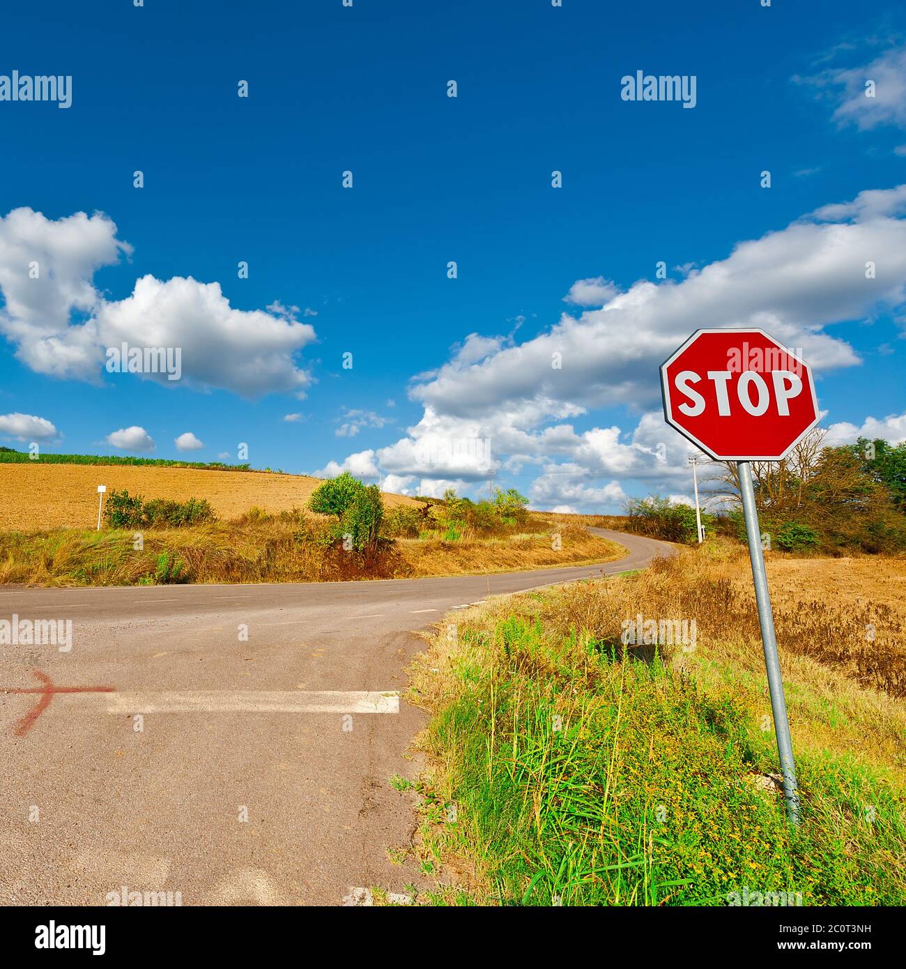 Stop sign country road intersection hi-res stock photography and images ...