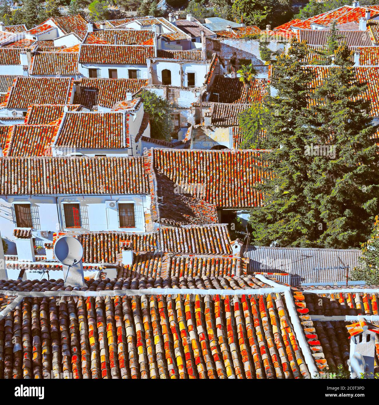 Spanish red roof tiles hi-res stock photography and images - Alamy