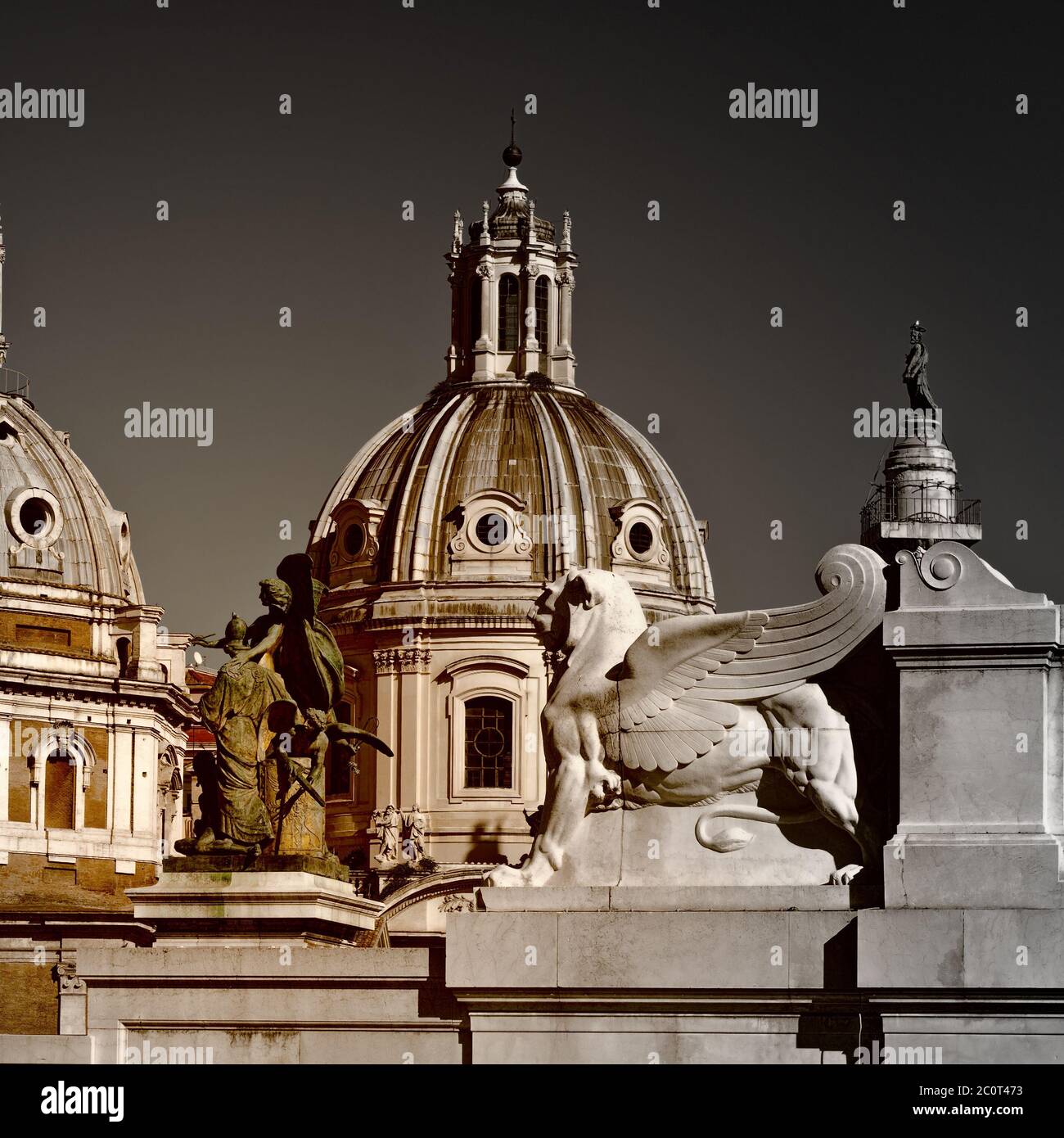 Renaissance domes hi-res stock photography and images - Alamy