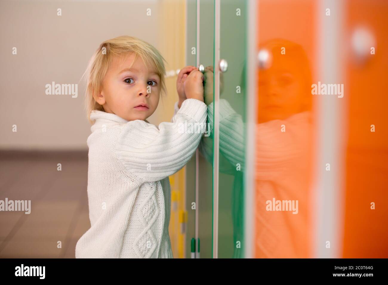 Child front door key hi-res stock photography and images - Alamy