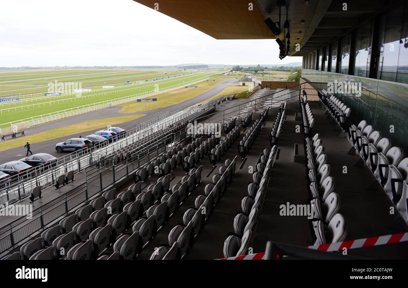 Curragh racecourse empty hi-res stock photography and images - Alamy