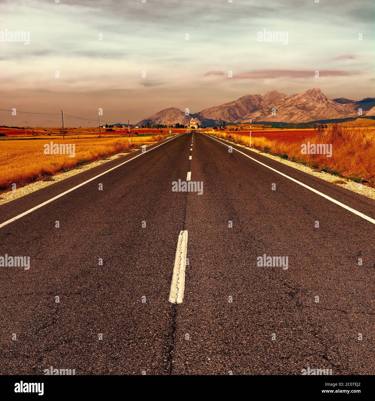 Empty straight road village hi-res stock photography and images - Alamy