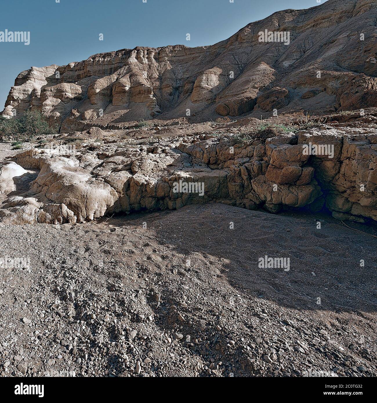 Black and white riverbed hi-res stock photography and images - Alamy