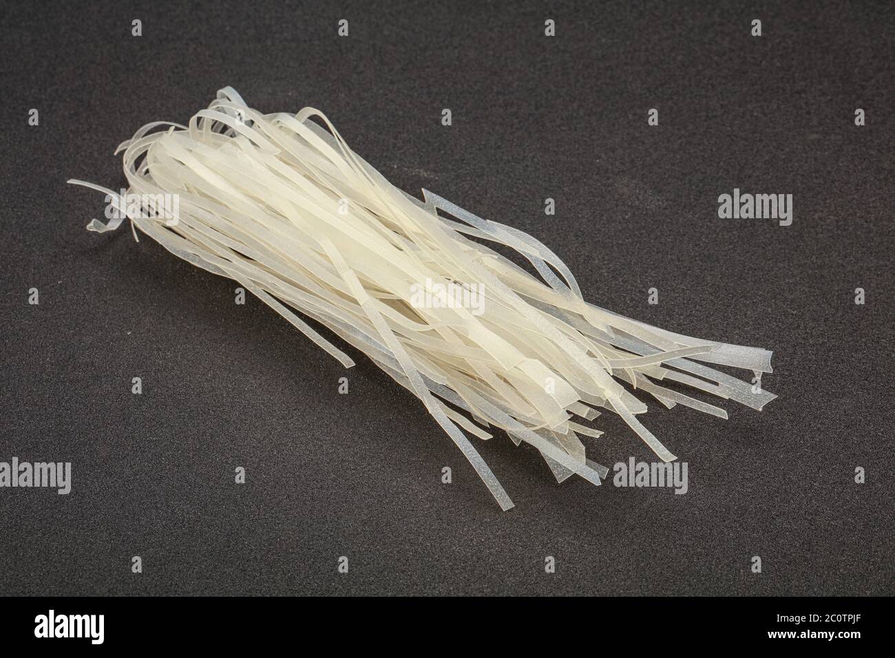 Dry rice noodle ready for cooking Stock Photo - Alamy