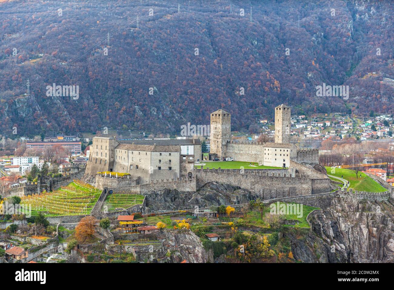 Ruin located hi-res stock photography and images - Alamy