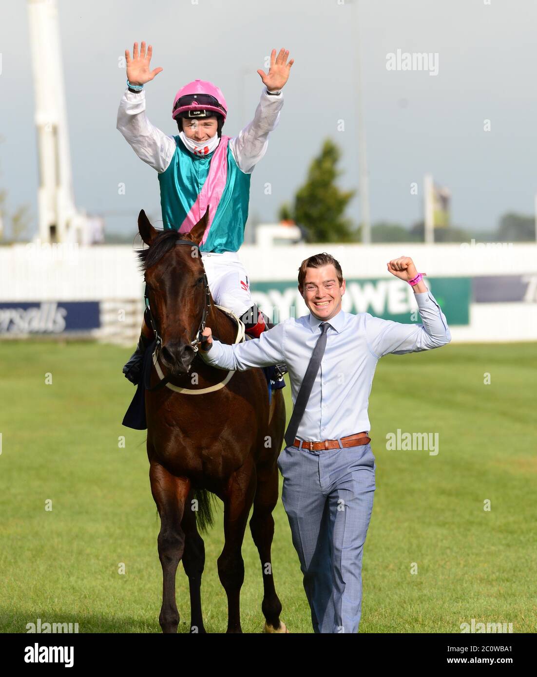 Colin keane siskin hi-res stock photography and images - Alamy