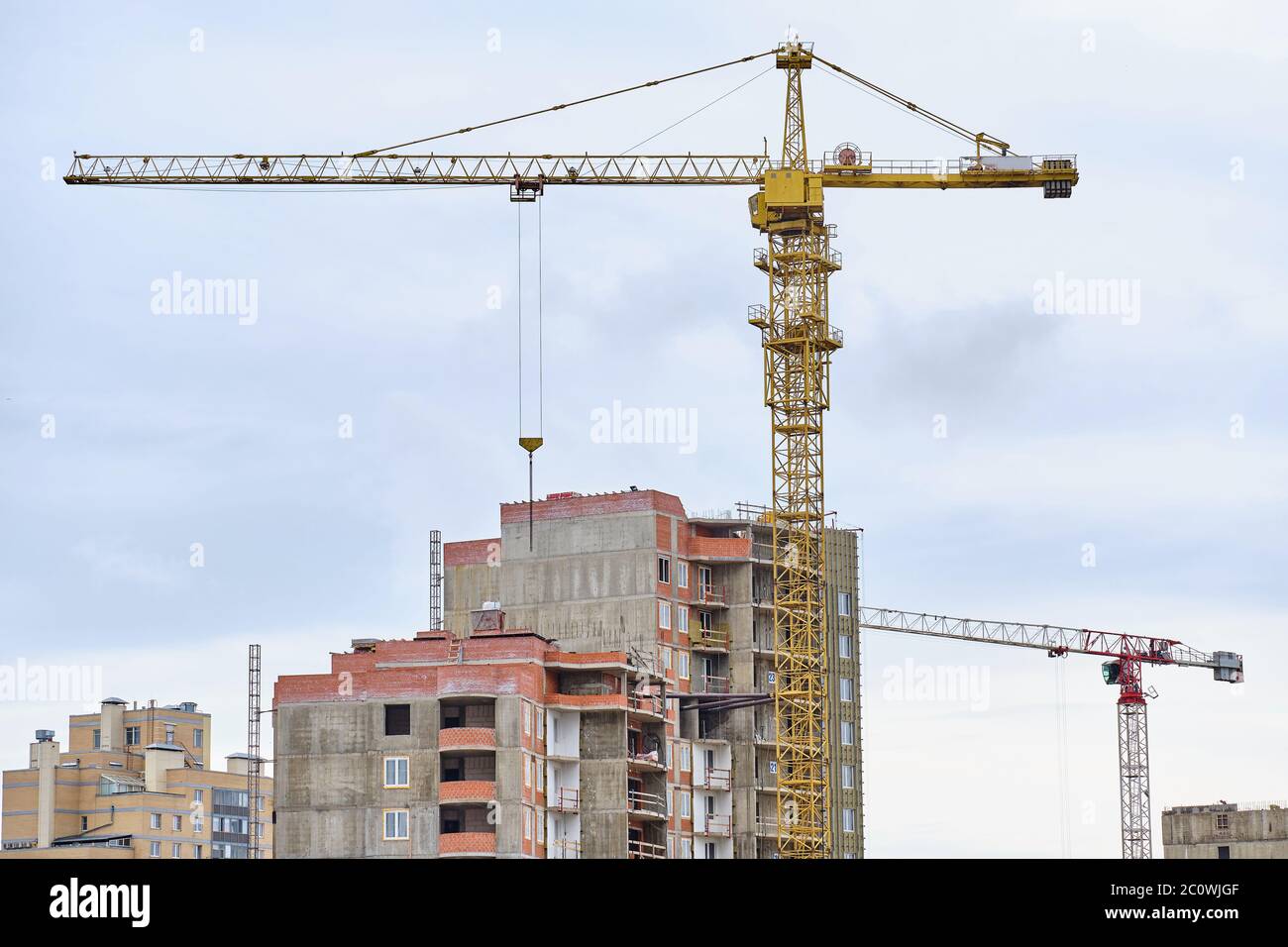 Construction high rise residential building hi-res stock photography ...
