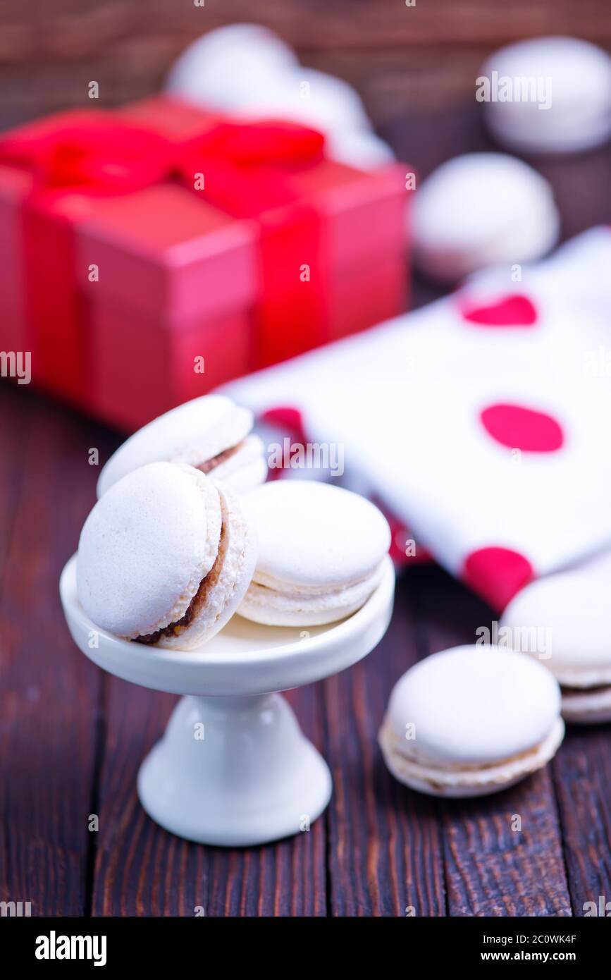 Homemade cake macaroon nuts hi-res stock photography and images - Alamy